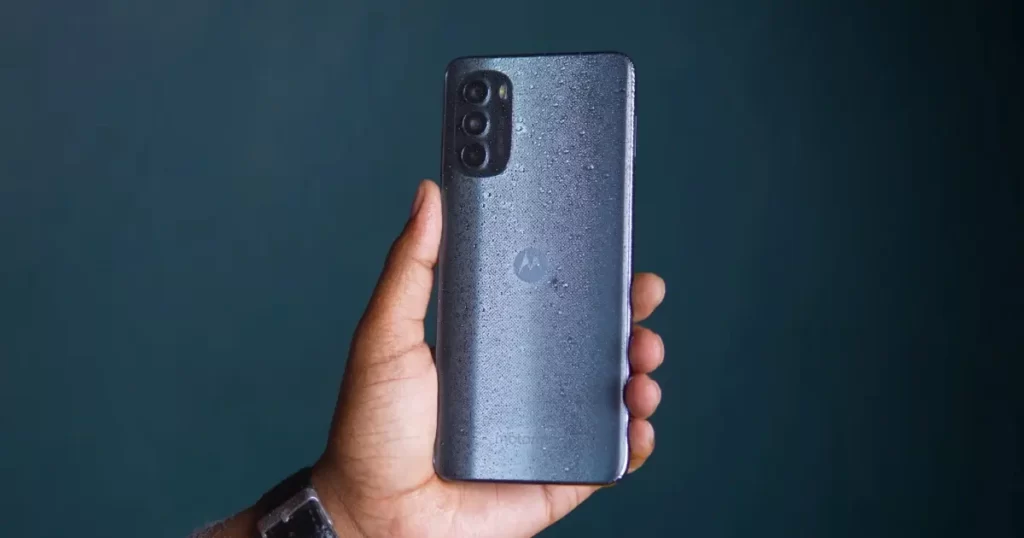 Motorola G82 Detailed Specifications With Overview: Worth Buying ...